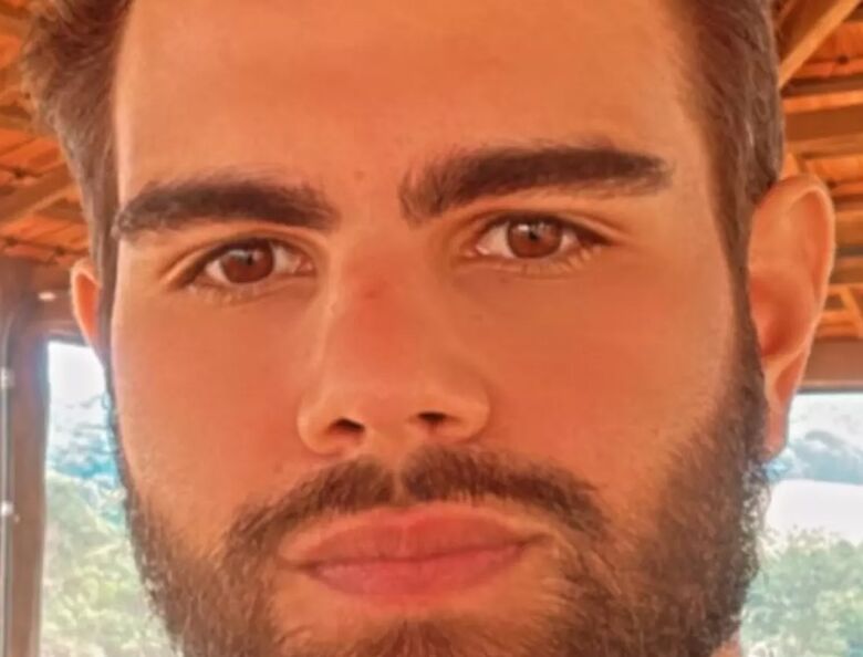 Advogado morre em colisão frontal com carreta - Douranews